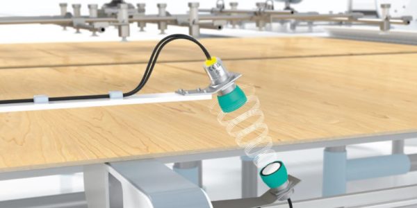 Reliable Material Layer Detection with Double Sheet Sensors